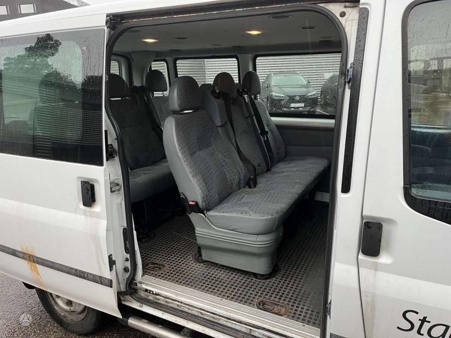White Ford Transit 2013 in Vilnius, with an engine capacity of 2.20 L and mileage of 360 thousand km for 3900 €, photo 9 on AUTOMOTO.COM.LV
