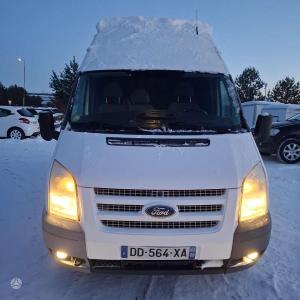 White Ford Transit 2014 in Taurage, with an engine capacity of 2.20 L and mileage of 191 thousand km for 4800 €, photo 9 on AUTOMOTO.COM.LV