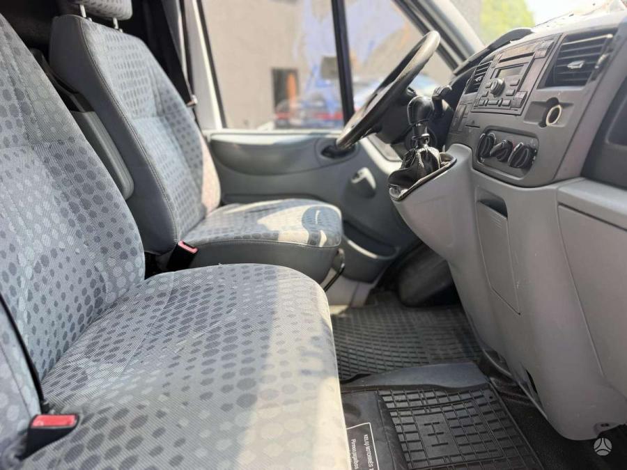 Balts Ford Transit 2014 Kazlų Rūda, ar dzinēja tilpumu 2.20 L un nobraukumu 379 tūkst. km par 3950 €, foto 9 vietnē AUTOMOTO.COM.LV