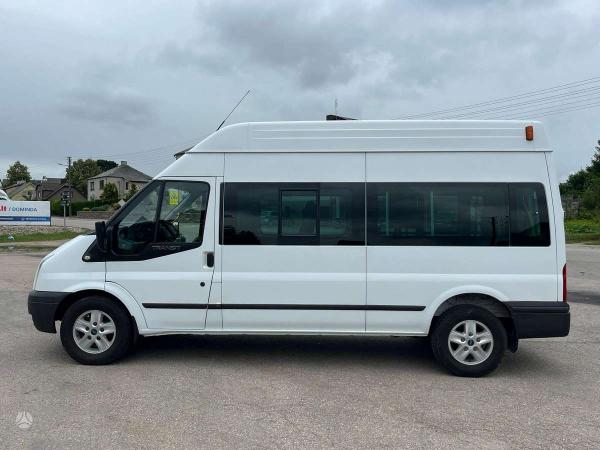 White Ford Transit 2014 in Skaudvile, with an engine capacity of 2.20 L and mileage of 187 thousand km for 8900 €, photo 7 on AUTOMOTO.COM.LV