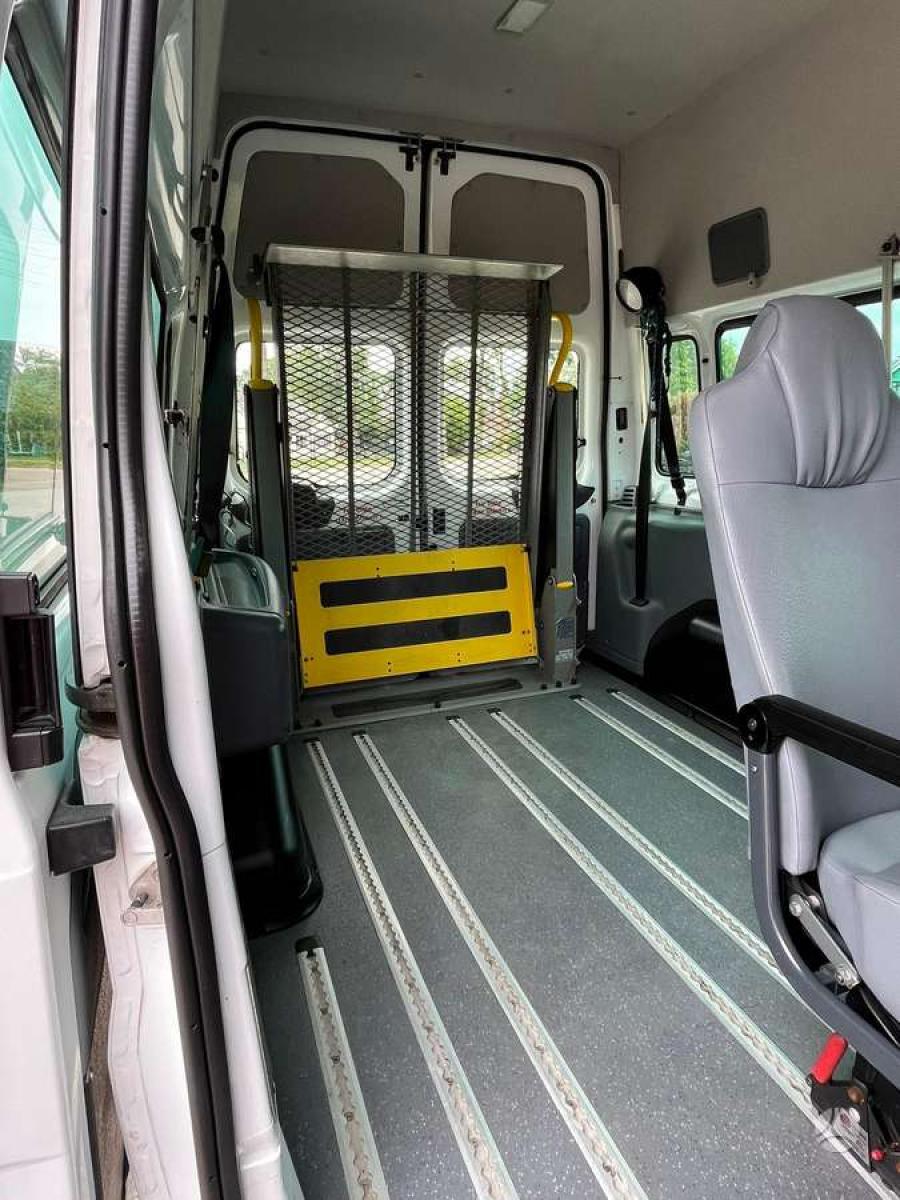 Balts Ford Transit 2014 Skaudvilė, ar dzinēja tilpumu 2.20 L un nobraukumu 187 tūkst. km par 8900 €, foto 11 vietnē AUTOMOTO.COM.LV