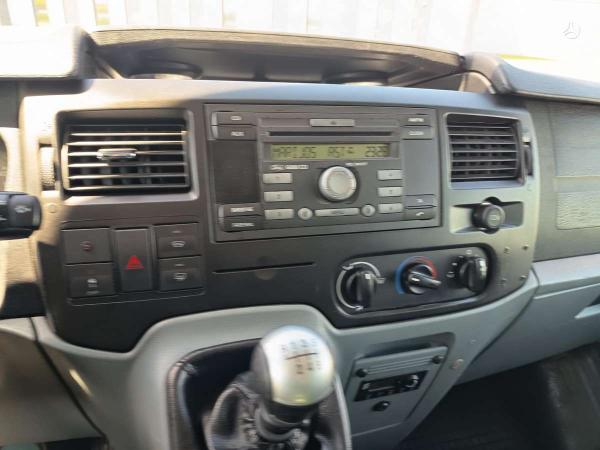 Balts Ford Transit 2014 Marijampole, ar dzinēja tilpumu 2.20 L un nobraukumu 238 tūkst. km par 6999 €, foto 7 vietnē AUTOMOTO.COM.LV