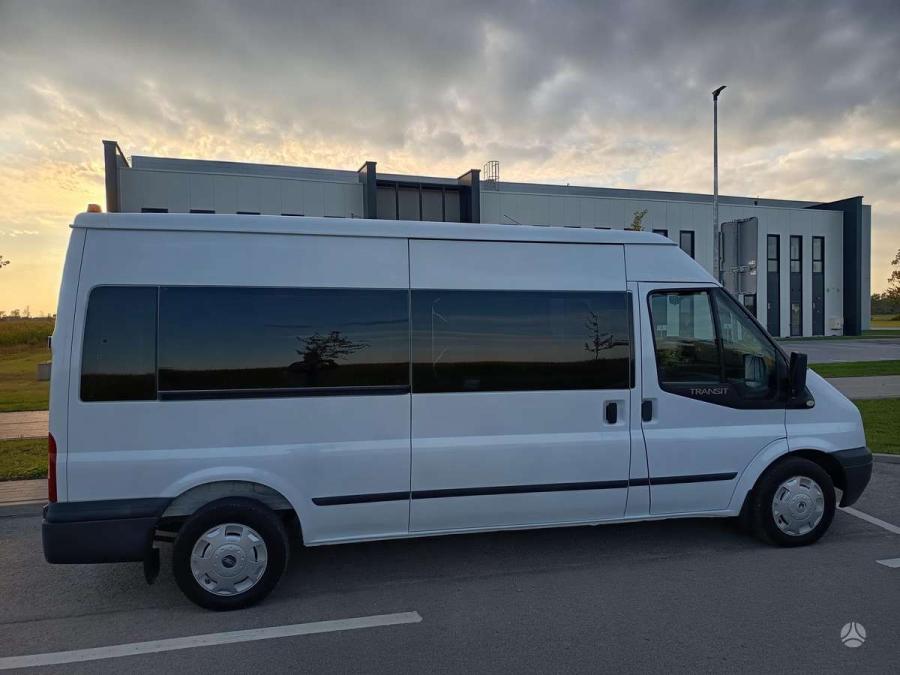 Balts Ford Transit 2014 Marijampole, ar dzinēja tilpumu 2.20 L un nobraukumu 238 tūkst. km par 6999 €, foto 14 vietnē AUTOMOTO.COM.LV