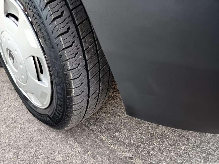 Balts Ford Transit 2014 Marijampole, ar dzinēja tilpumu 2.20 L un nobraukumu 238 tūkst. km par 6999 €, foto 16 vietnē AUTOMOTO.COM.LV