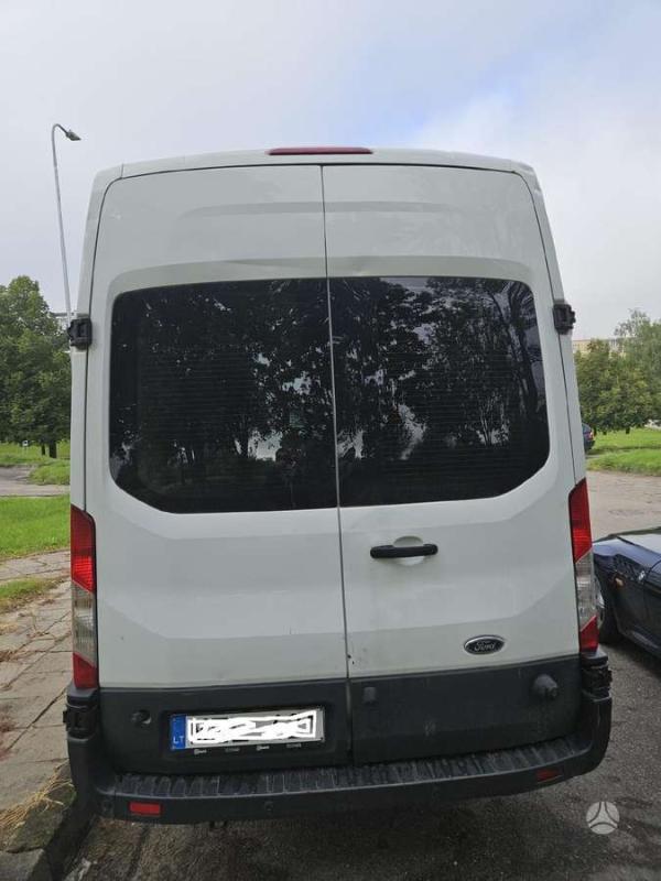 Balts Ford Transit 2015 Viļņa, ar dzinēja tilpumu 2.20 L un nobraukumu 305 tūkst. km par 7000 €, foto 5 vietnē AUTOMOTO.COM.LV