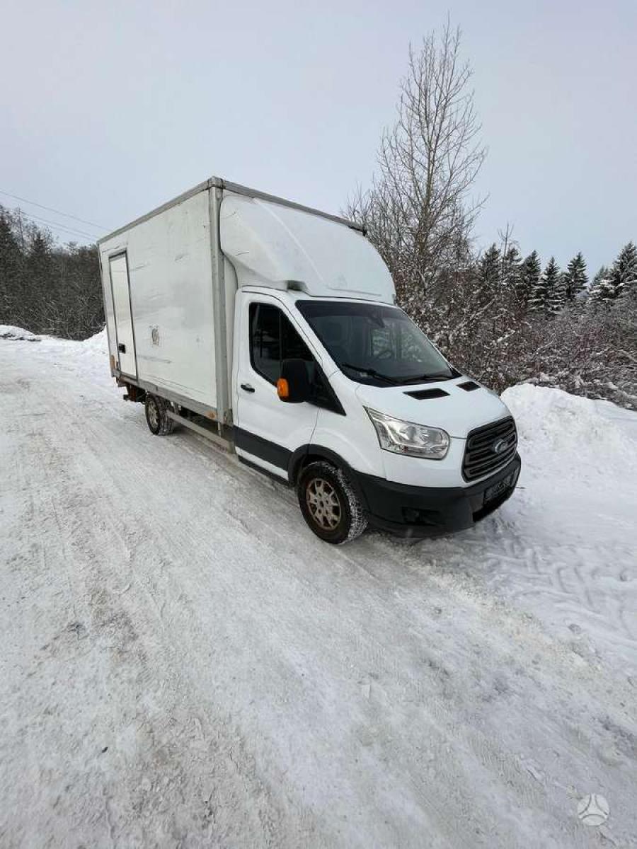 Balts Ford Transit 2015 Telšiai, ar dzinēja tilpumu 2.20 L un nobraukumu 320 tūkst. km par 7000 €, foto 1 vietnē AUTOMOTO.COM.LV