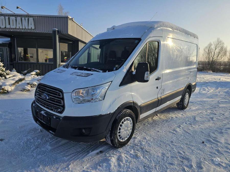 Balts Ford Transit 2015 Pakruojis, ar dzinēja tilpumu 2.20 L un nobraukumu 206 tūkst. km par 8000 €, foto 1 vietnē AUTOMOTO.COM.LV