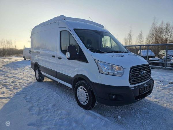 Balts Ford Transit 2015 Pakruojis, ar dzinēja tilpumu 2.20 L un nobraukumu 206 tūkst. km par 8000 €, foto 2 vietnē AUTOMOTO.COM.LV