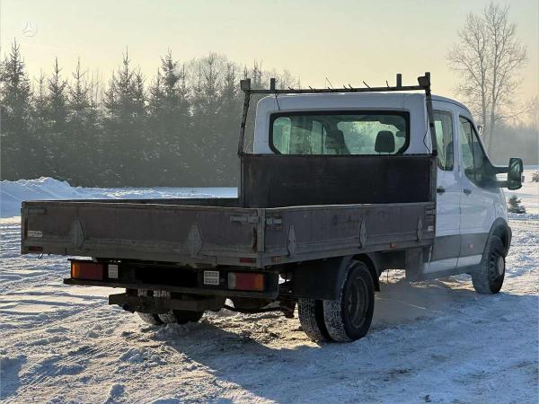 White Ford Transit 2015 in Taurage, with an engine capacity of 2.20 L and mileage of 280 thousand km for 7800 €, photo 5 on AUTOMOTO.COM.LV