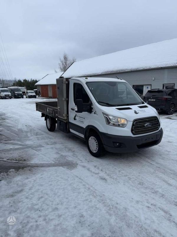 White Ford Transit 2015 in Taurage, with an engine capacity of 2.20 L and mileage of 290 thousand km for 5300 €, photo 2 on AUTOMOTO.COM.LV