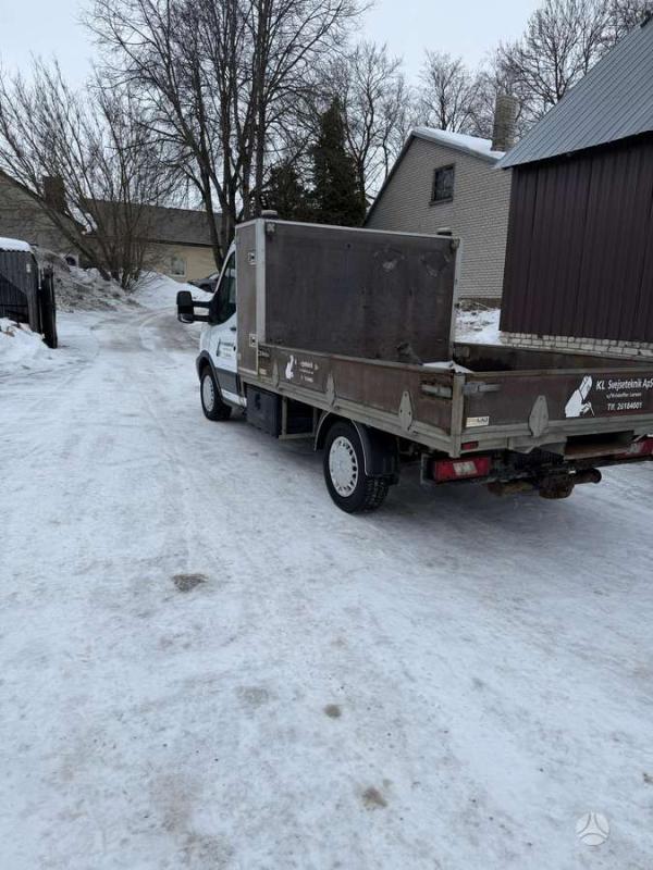 White Ford Transit 2015 in Taurage, with an engine capacity of 2.20 L and mileage of 290 thousand km for 5300 €, photo 6 on AUTOMOTO.COM.LV