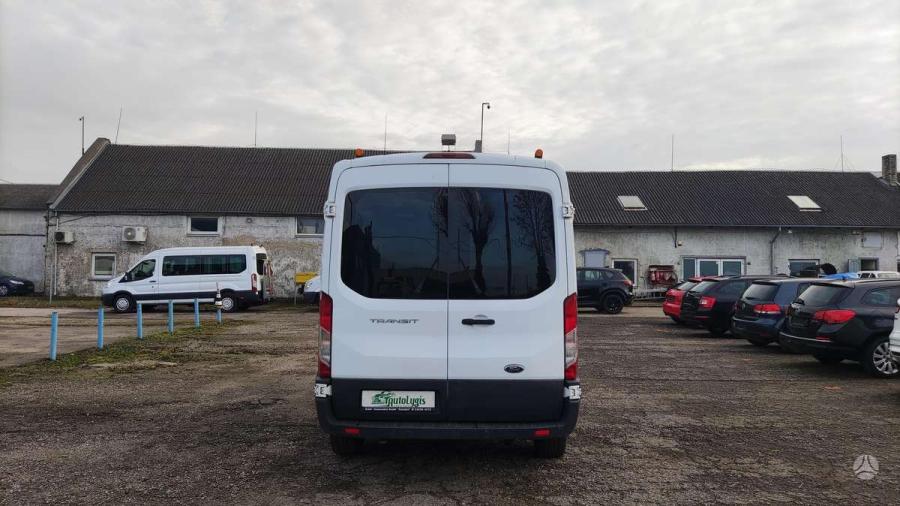 White Ford Transit 2015 in Klaipeda, with an engine capacity of 2.20 L and mileage of 218 thousand km for 11950 €, photo 9 on AUTOMOTO.COM.LV