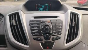 White Ford Transit 2015 in Klaipeda, with an engine capacity of 2.20 L and mileage of 218 thousand km for 11950 €, photo 22 on AUTOMOTO.COM.LV
