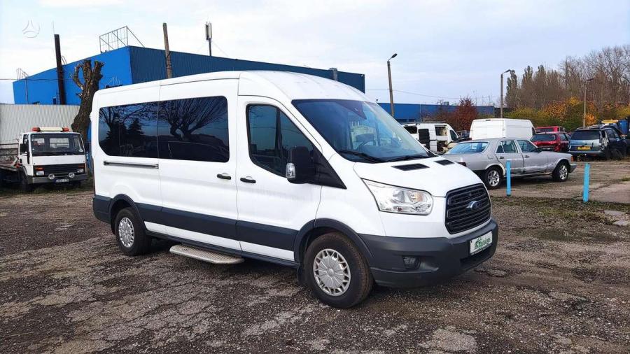 White Ford Transit 2015 in Klaipeda, with an engine capacity of 2.20 L and mileage of 218 thousand km for 11750 €, photo 8 on AUTOMOTO.COM.LV
