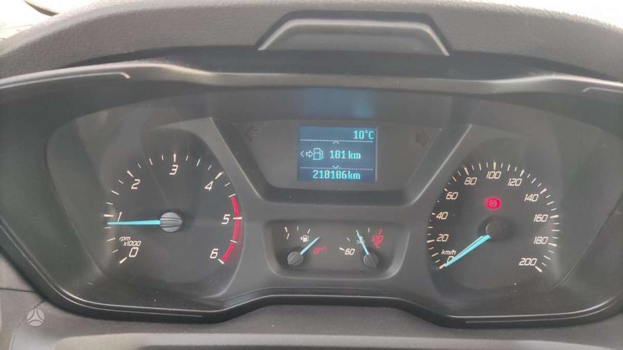 White Ford Transit 2015 in Klaipeda, with an engine capacity of 2.20 L and mileage of 218 thousand km for 11750 €, photo 18 on AUTOMOTO.COM.LV