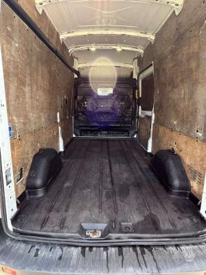 Balts Ford Transit 2015 Šilalė, ar dzinēja tilpumu 2.20 L un nobraukumu 352 tūkst. km par 5790 €, foto 15 vietnē AUTOMOTO.COM.LV