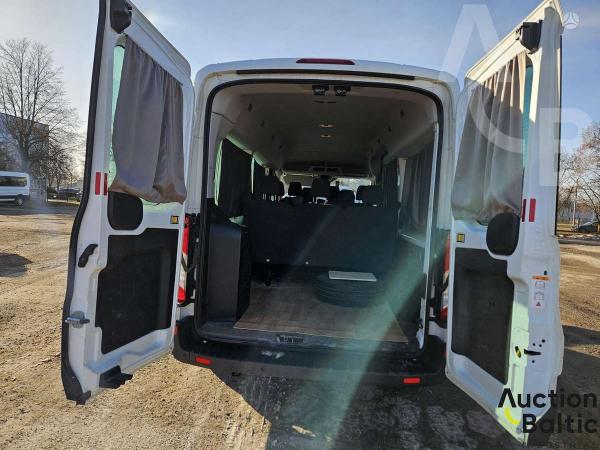 Balts Ford Transit 2015 Marijampole, ar dzinēja tilpumu 2.20 L un nobraukumu 277 tūkst. km par 9680 €, foto 5 vietnē AUTOMOTO.COM.LV