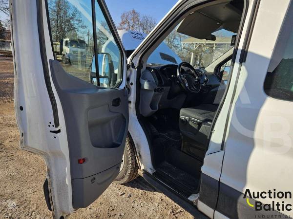 Balts Ford Transit 2015 Marijampole, ar dzinēja tilpumu 2.20 L un nobraukumu 277 tūkst. km par 9680 €, foto 10 vietnē AUTOMOTO.COM.LV