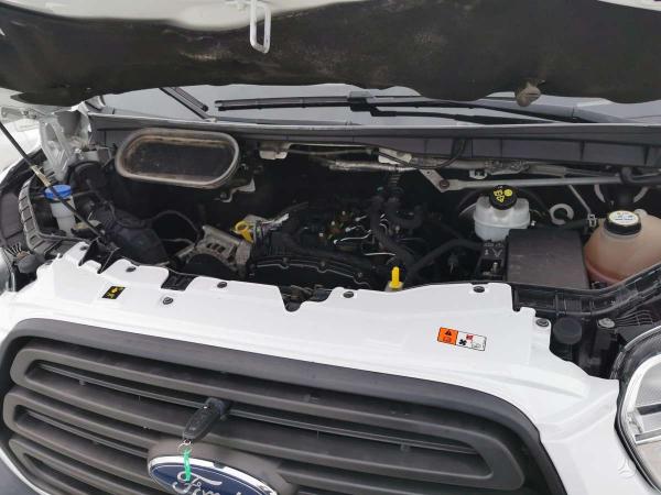 Balts Ford Transit 2015 Tauragė, ar dzinēja tilpumu 2.20 L un nobraukumu 125 tūkst. km par 12000 €, foto 9 vietnē AUTOMOTO.COM.LV