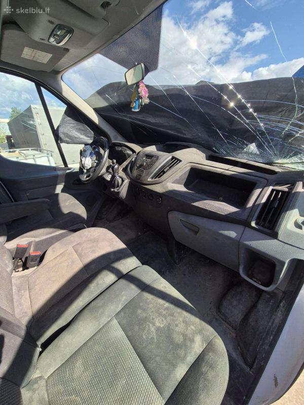 White Ford Transit 2015 in Alytus, with an engine capacity of 2.00 L and mileage of 230 thousand km for 499 €, photo 4 on AUTOMOTO.COM.LV