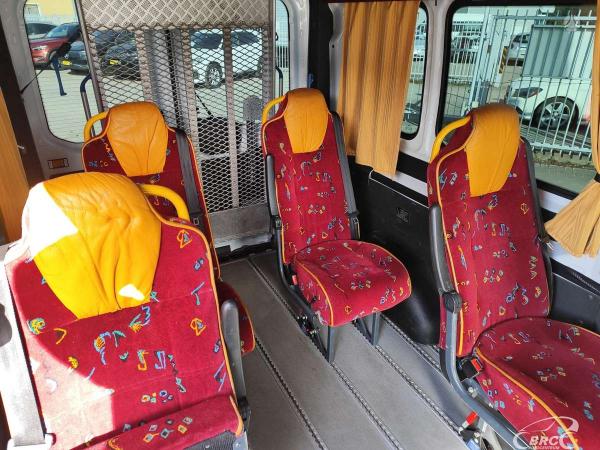 White Ford Transit 2015 in Klaipeda, with an engine capacity of 2.20 L and mileage of 320 thousand km for 8900 €, photo 10 on AUTOMOTO.COM.LV