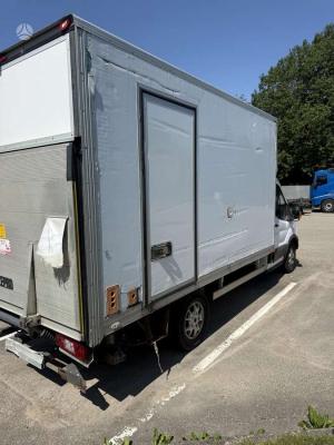 White Ford Transit 2015 in Telschi, with an engine capacity of 2.20 L and mileage of 330 thousand km for 4400 €, photo 6 on AUTOMOTO.COM.LV
