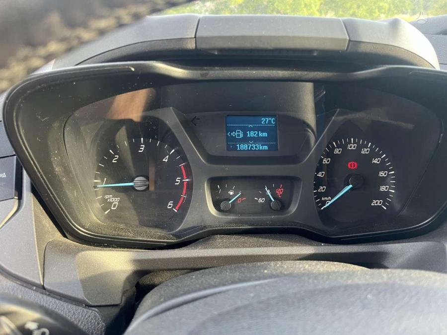White Ford Transit 2015 in Akmene, with an engine capacity of 2.00 L and mileage of 186 thousand km for 6500 €, photo 8 on AUTOMOTO.COM.LV