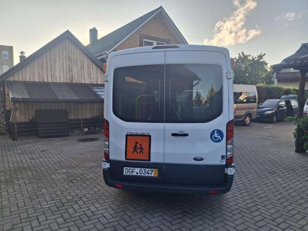 White Ford Transit 2015 in Jurbarkas, with an engine capacity of 2.20 L and mileage of 251 thousand km for 12300 €, photo 6 on AUTOMOTO.COM.LV