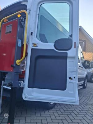 White Ford Transit 2015 in Jurbarkas, with an engine capacity of 2.20 L and mileage of 251 thousand km for 12300 €, photo 15 on AUTOMOTO.COM.LV