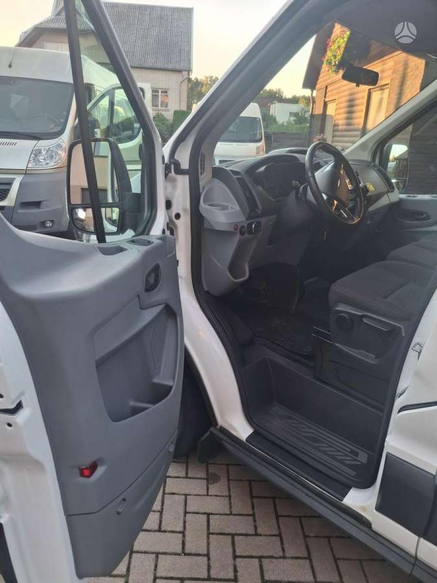 White Ford Transit 2015 in Jurbarkas, with an engine capacity of 2.20 L and mileage of 251 thousand km for 12300 €, photo 22 on AUTOMOTO.COM.LV