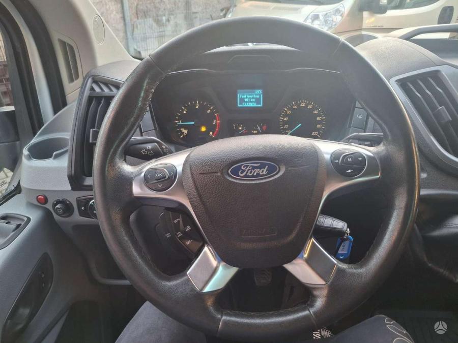 White Ford Transit 2015 in Jurbarkas, with an engine capacity of 2.20 L and mileage of 251 thousand km for 12300 €, photo 28 on AUTOMOTO.COM.LV