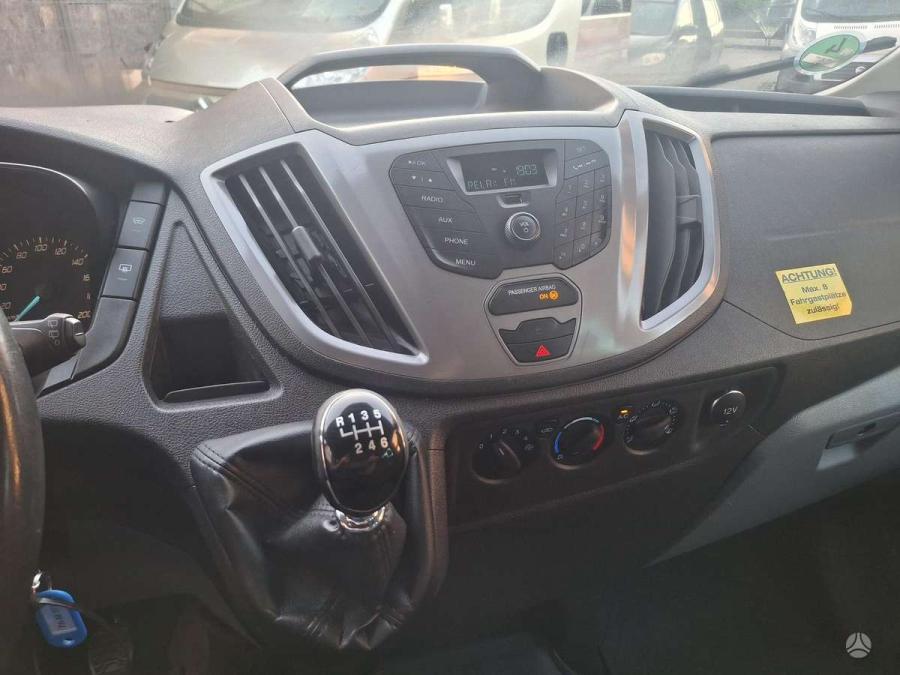 White Ford Transit 2015 in Jurbarkas, with an engine capacity of 2.20 L and mileage of 251 thousand km for 12300 €, photo 29 on AUTOMOTO.COM.LV