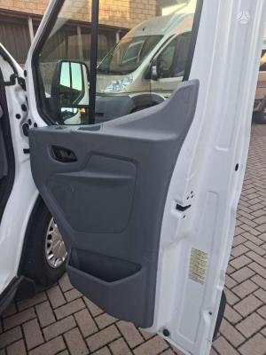 White Ford Transit 2015 in Jurbarkas, with an engine capacity of 2.20 L and mileage of 251 thousand km for 12300 €, photo 41 on AUTOMOTO.COM.LV
