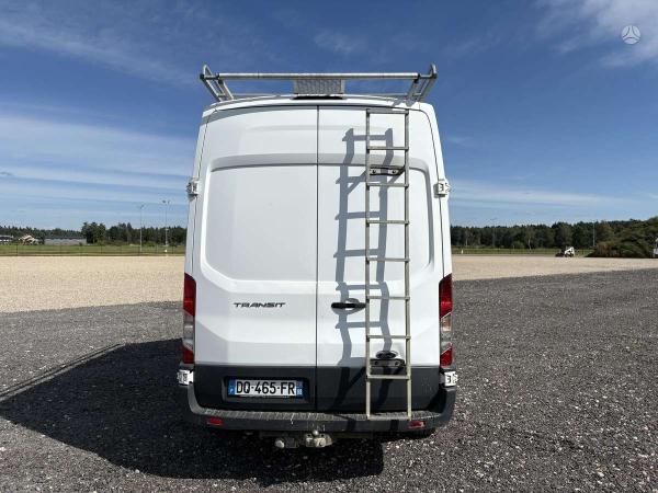 White Ford Transit 2015 in Taurage, with an engine capacity of 2.20 L and mileage of 175 thousand km for 6500 €, photo 5 on AUTOMOTO.COM.LV