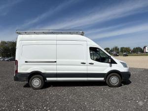 White Ford Transit 2015 in Taurage, with an engine capacity of 2.20 L and mileage of 175 thousand km for 6500 €, photo 7 on AUTOMOTO.COM.LV