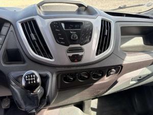White Ford Transit 2015 in Taurage, with an engine capacity of 2.20 L and mileage of 175 thousand km for 6500 €, photo 13 on AUTOMOTO.COM.LV