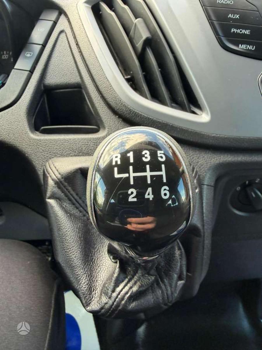 Balts Ford Transit 2015 Marijampole, ar dzinēja tilpumu 2.20 L un nobraukumu 263 tūkst. km par 10999 €, foto 24 vietnē AUTOMOTO.COM.LV