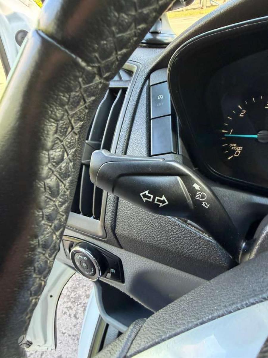 Balts Ford Transit 2015 Marijampole, ar dzinēja tilpumu 2.20 L un nobraukumu 263 tūkst. km par 10999 €, foto 27 vietnē AUTOMOTO.COM.LV