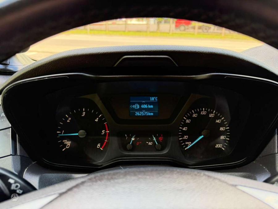 Balts Ford Transit 2015 Marijampole, ar dzinēja tilpumu 2.20 L un nobraukumu 263 tūkst. km par 10999 €, foto 30 vietnē AUTOMOTO.COM.LV