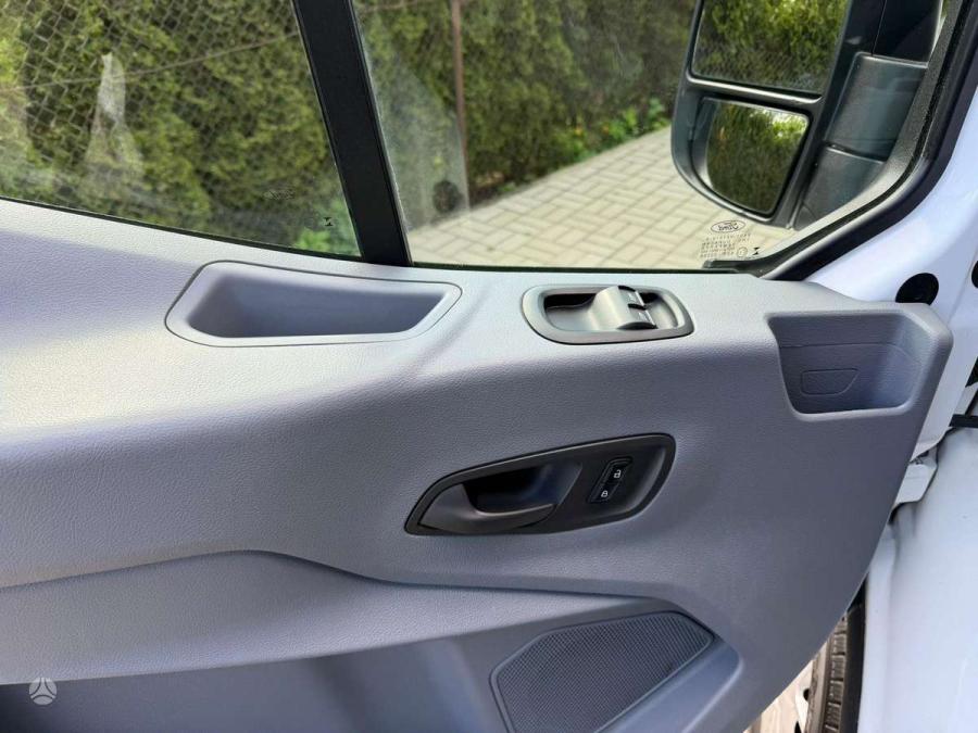 Balts Ford Transit 2015 Marijampole, ar dzinēja tilpumu 2.20 L un nobraukumu 263 tūkst. km par 10999 €, foto 38 vietnē AUTOMOTO.COM.LV