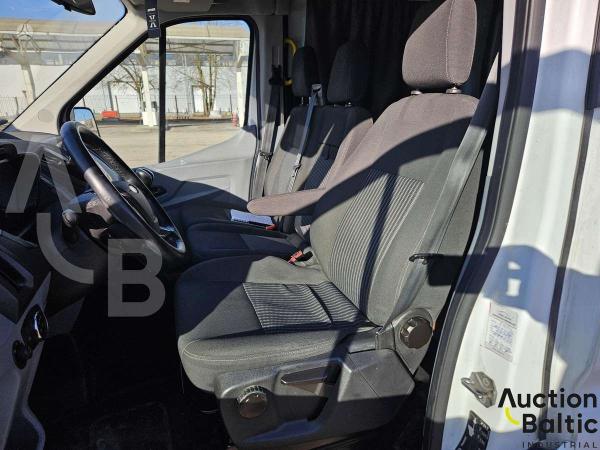 White Ford Transit 2015 in Marijampole, with an engine capacity of 2.20 L and mileage of 277 thousand km for 8000 €, photo 7 on AUTOMOTO.COM.LV