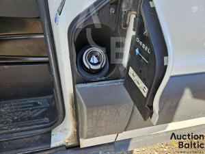 White Ford Transit 2015 in Marijampole, with an engine capacity of 2.20 L and mileage of 277 thousand km for 8000 €, photo 17 on AUTOMOTO.COM.LV