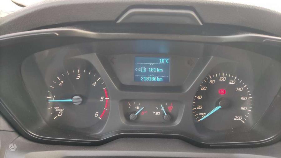Balts Ford Transit 2015 Klaipėda, ar dzinēja tilpumu 2.20 L un nobraukumu 218 tūkst. km par 11650 €, foto 18 vietnē AUTOMOTO.COM.LV