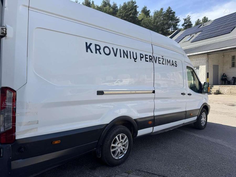 Balts Ford Transit 2015 Viļņa, ar dzinēja tilpumu 2.20 L un nobraukumu 355 tūkst. km par 3550 €, foto 4 vietnē AUTOMOTO.COM.LV