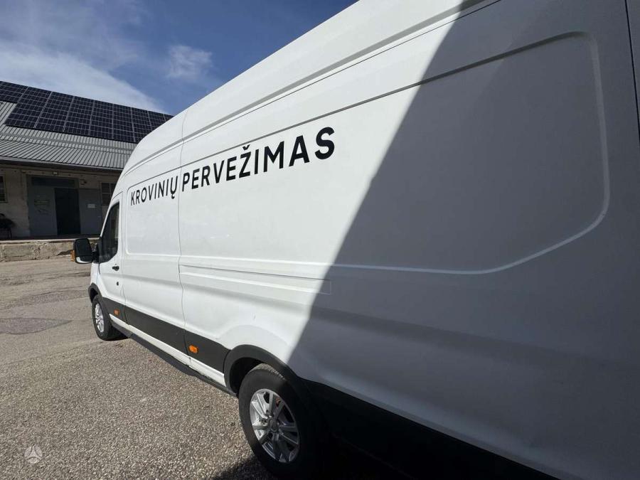 Balts Ford Transit 2015 Viļņa, ar dzinēja tilpumu 2.20 L un nobraukumu 355 tūkst. km par 3550 €, foto 6 vietnē AUTOMOTO.COM.LV