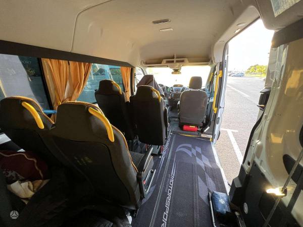 White Ford Transit 2015 in Mazeikiai, with an engine capacity of 2.20 L and mileage of 440 thousand km for 7500 €, photo 11 on AUTOMOTO.COM.LV