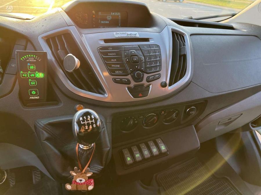 White Ford Transit 2015 in Mazeikiai, with an engine capacity of 2.20 L and mileage of 440 thousand km for 7500 €, photo 14 on AUTOMOTO.COM.LV