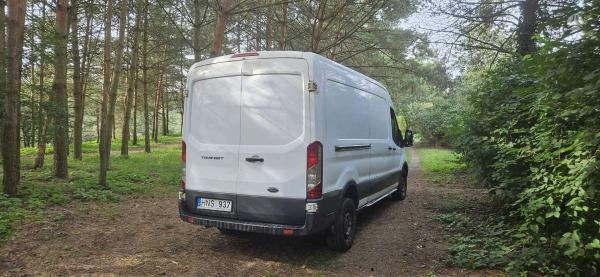 Ford Transit 2015 Kauņa vietnē Balts Ford Transit 2015 Kauņa, ar dzinēja tilpumu 2.20 L un nobraukumu 600 tūkst. km par 3499 €, foto 5 vietnē AUTOMOTO.COM.LV