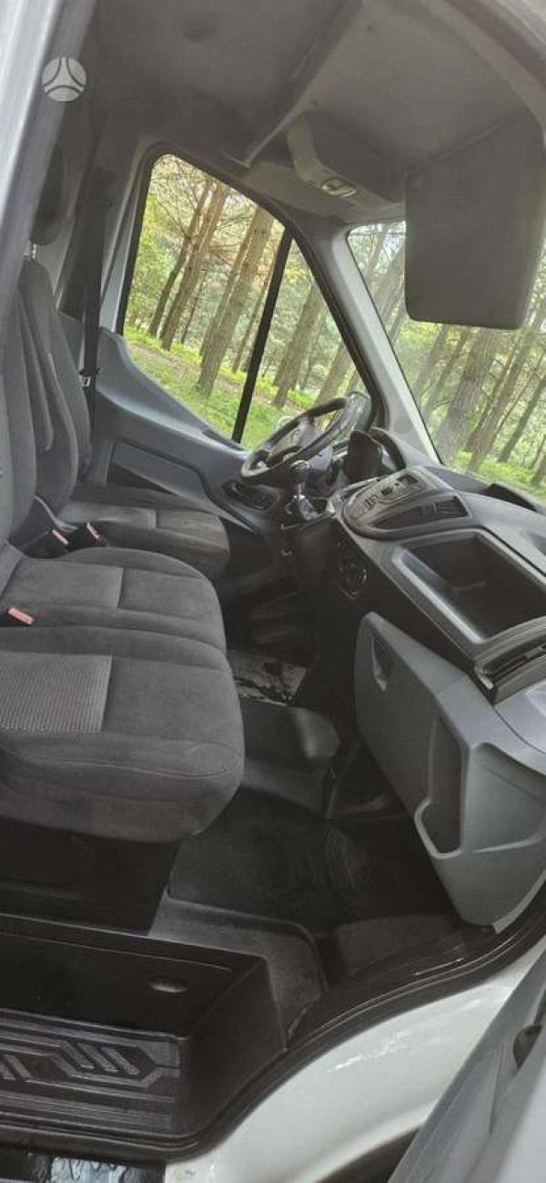 Ford Transit 2015 Kauņa vietnē Balts Ford Transit 2015 Kauņa, ar dzinēja tilpumu 2.20 L un nobraukumu 600 tūkst. km par 3499 €, foto 9 vietnē AUTOMOTO.COM.LV