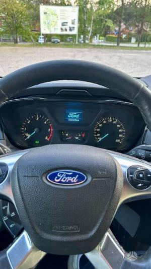 White Ford Transit 2015 in Anyksciai, with an engine capacity of 2.20 L and mileage of 333 thousand km for 6900 €, photo 5 on AUTOMOTO.COM.LV